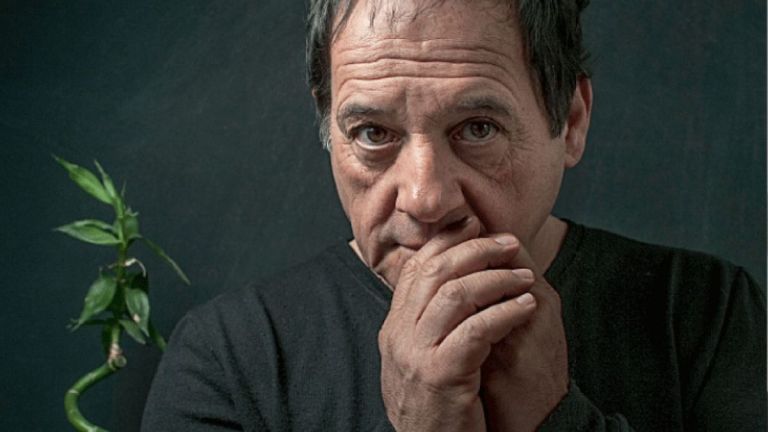 Julio Chávez debuta como director con “Cuando la miro” | EscribiendoCine